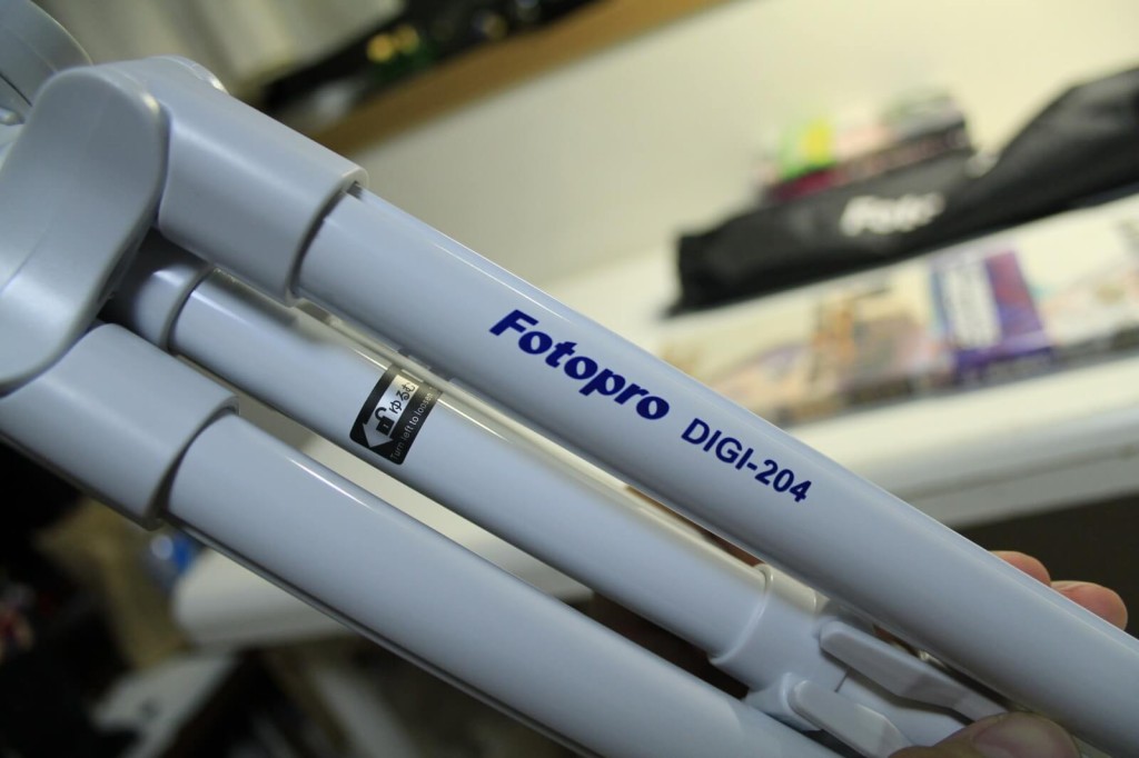 三脚コスパを求める方におすすめの『Fotopro DIGI-204』レビュー