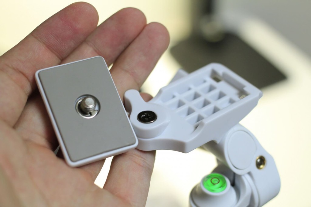 三脚コスパを求める方におすすめの『Fotopro DIGI-204』レビュー